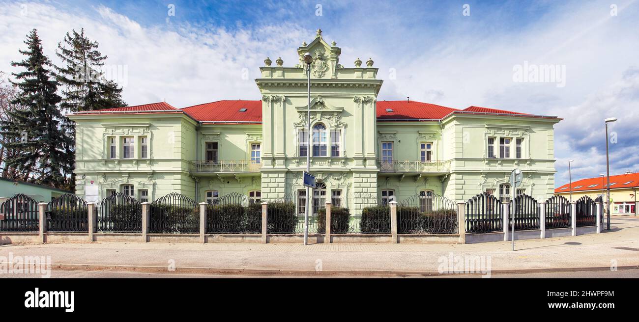 Castle in village hi-res stock photography and images - Alamy