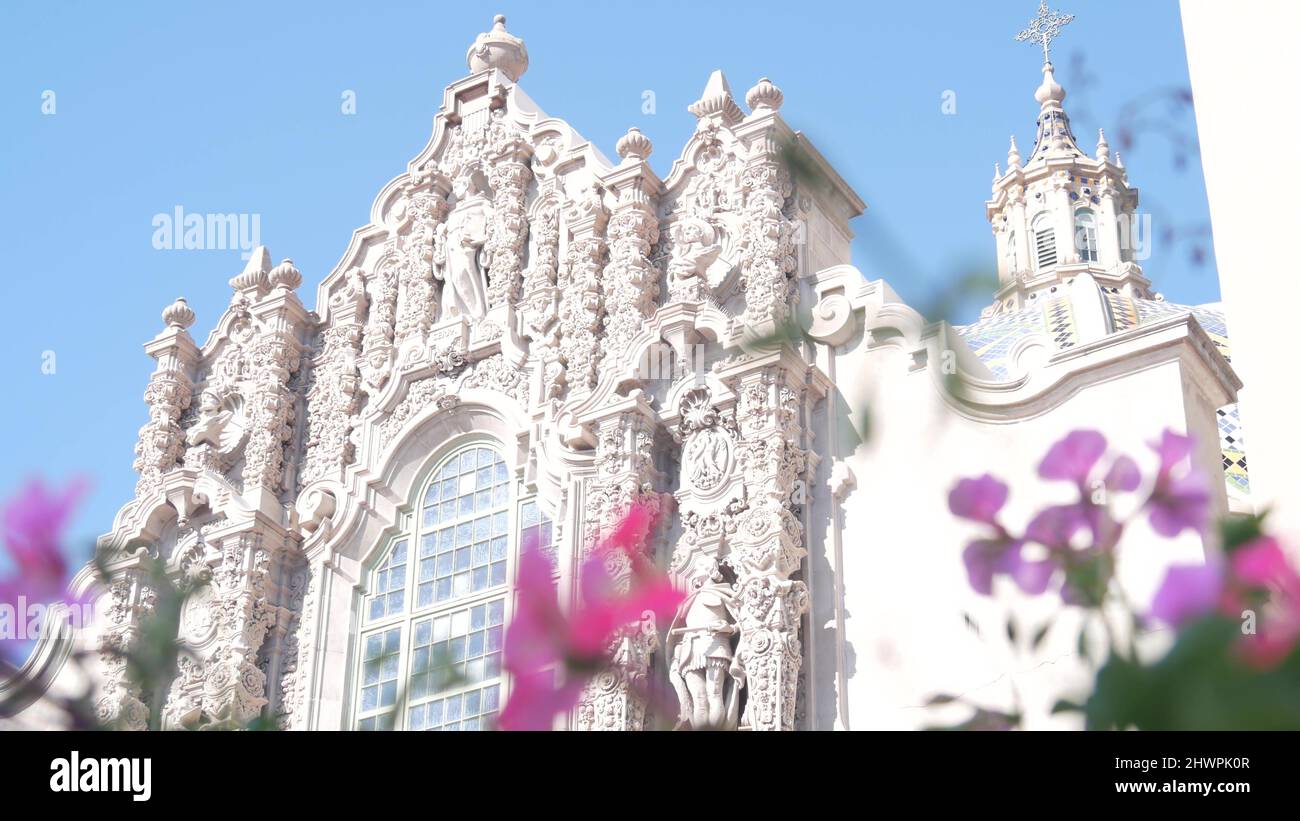 Spanish colonial revival architecture in Balboa Park, San Diego ...