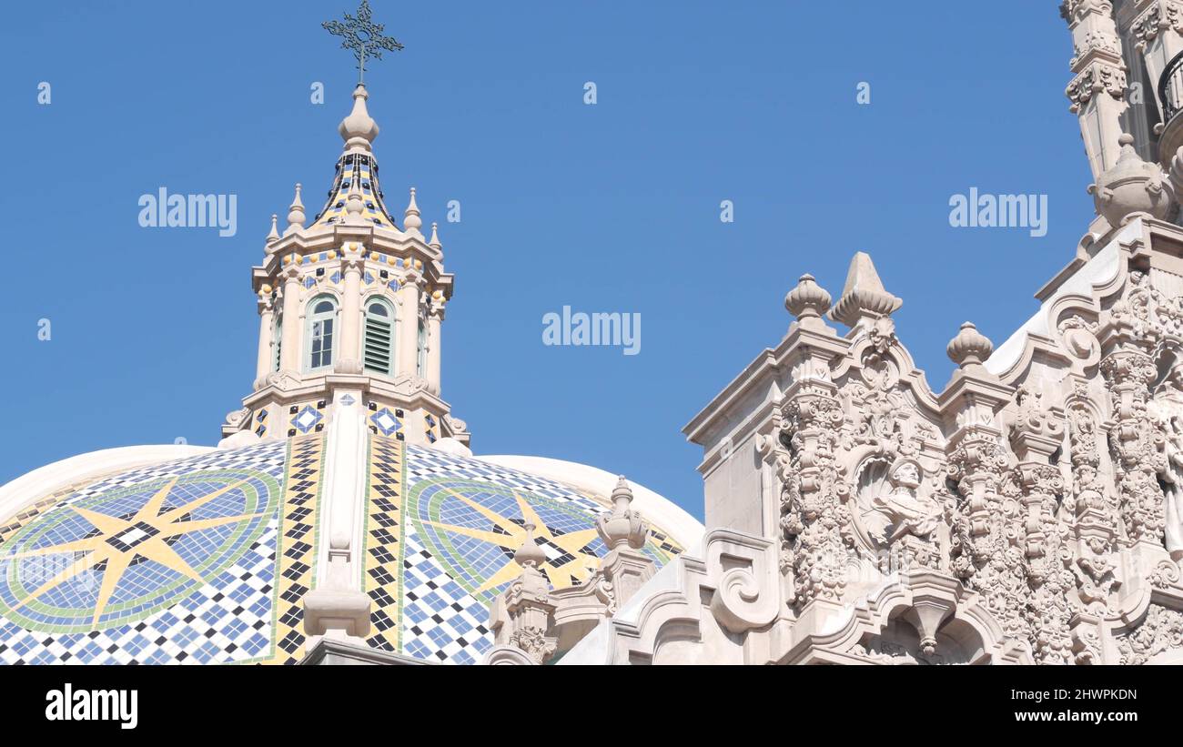 Spanish colonial revival architecture in Balboa Park, San Diego ...