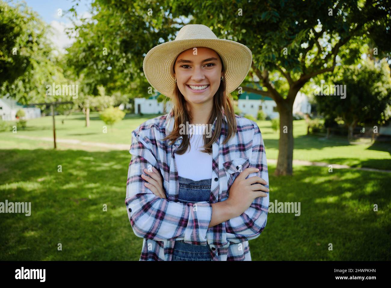 Lady farmer hi-res stock photography and images - Alamy