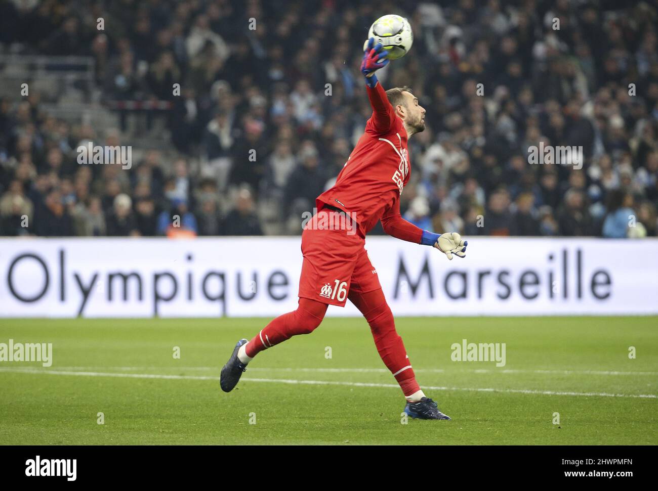 Goalkeeper of Marseille Pau Lopez during the French championship Ligue ...