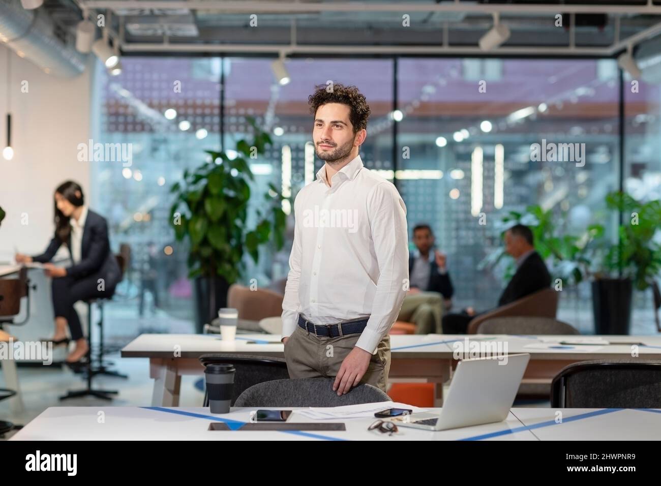 Coworking executive hi-res stock photography and images - Alamy