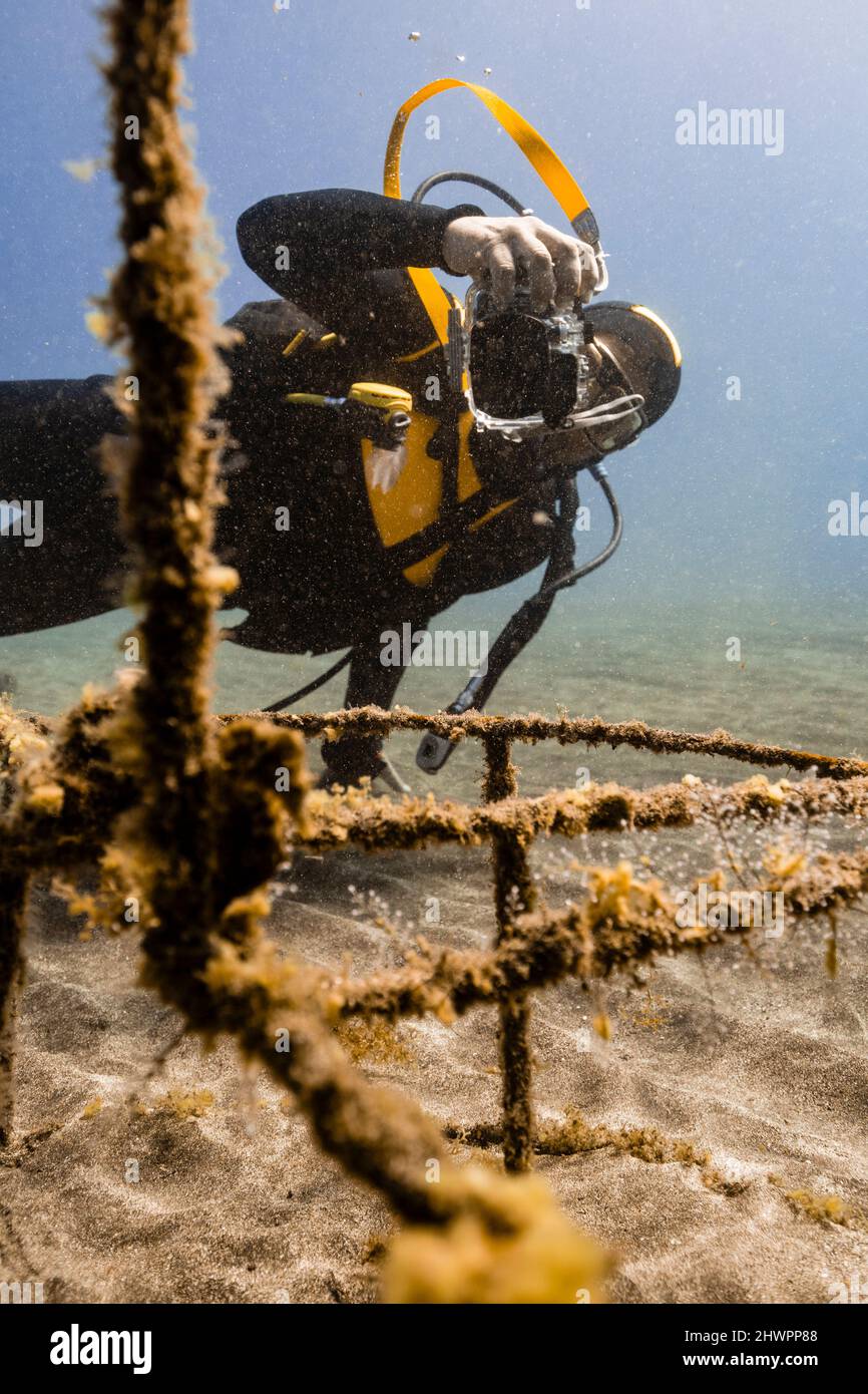 Undersea technology hi-res stock photography and images - Alamy