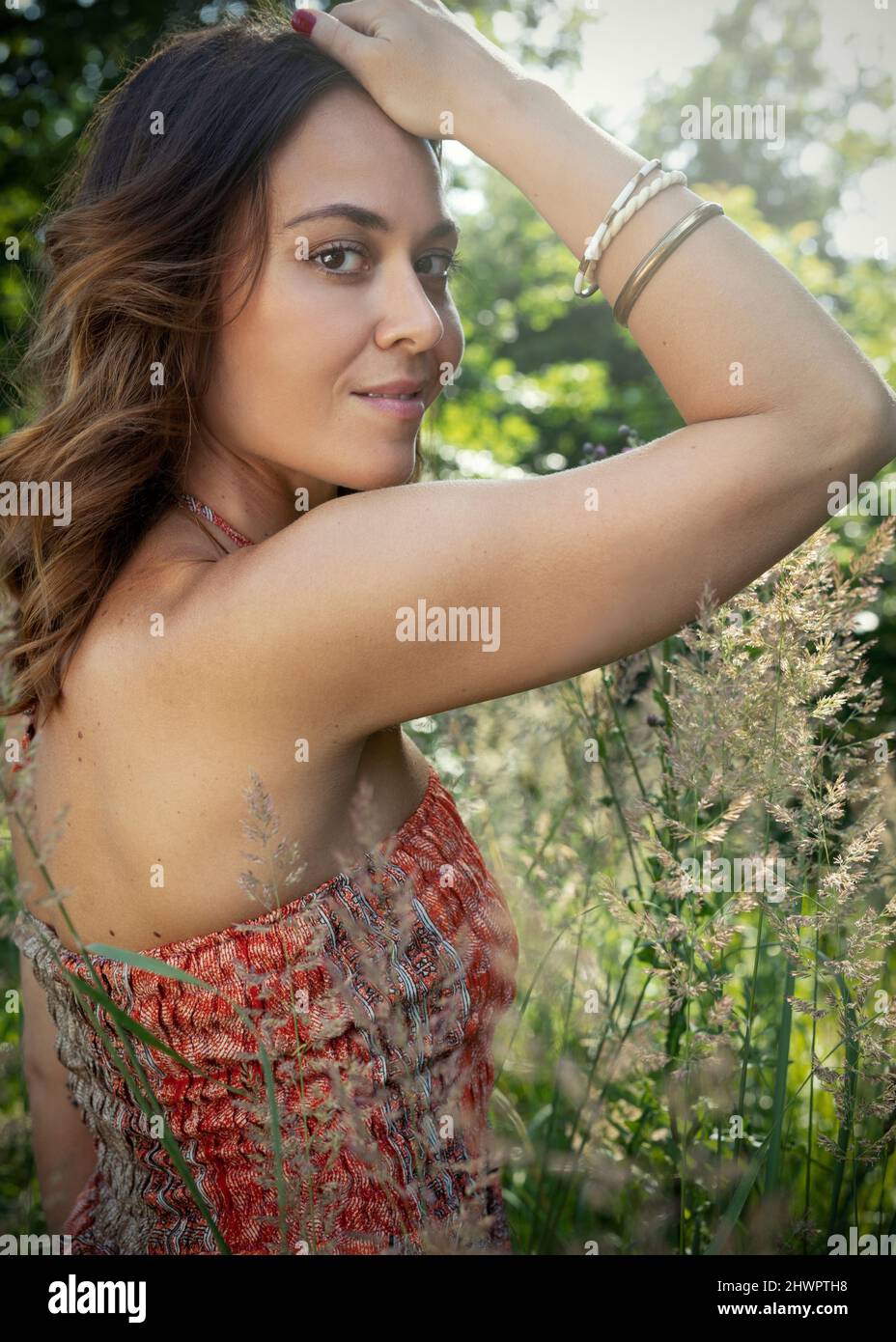 Woman summer side view hi-res stock photography and images - Alamy