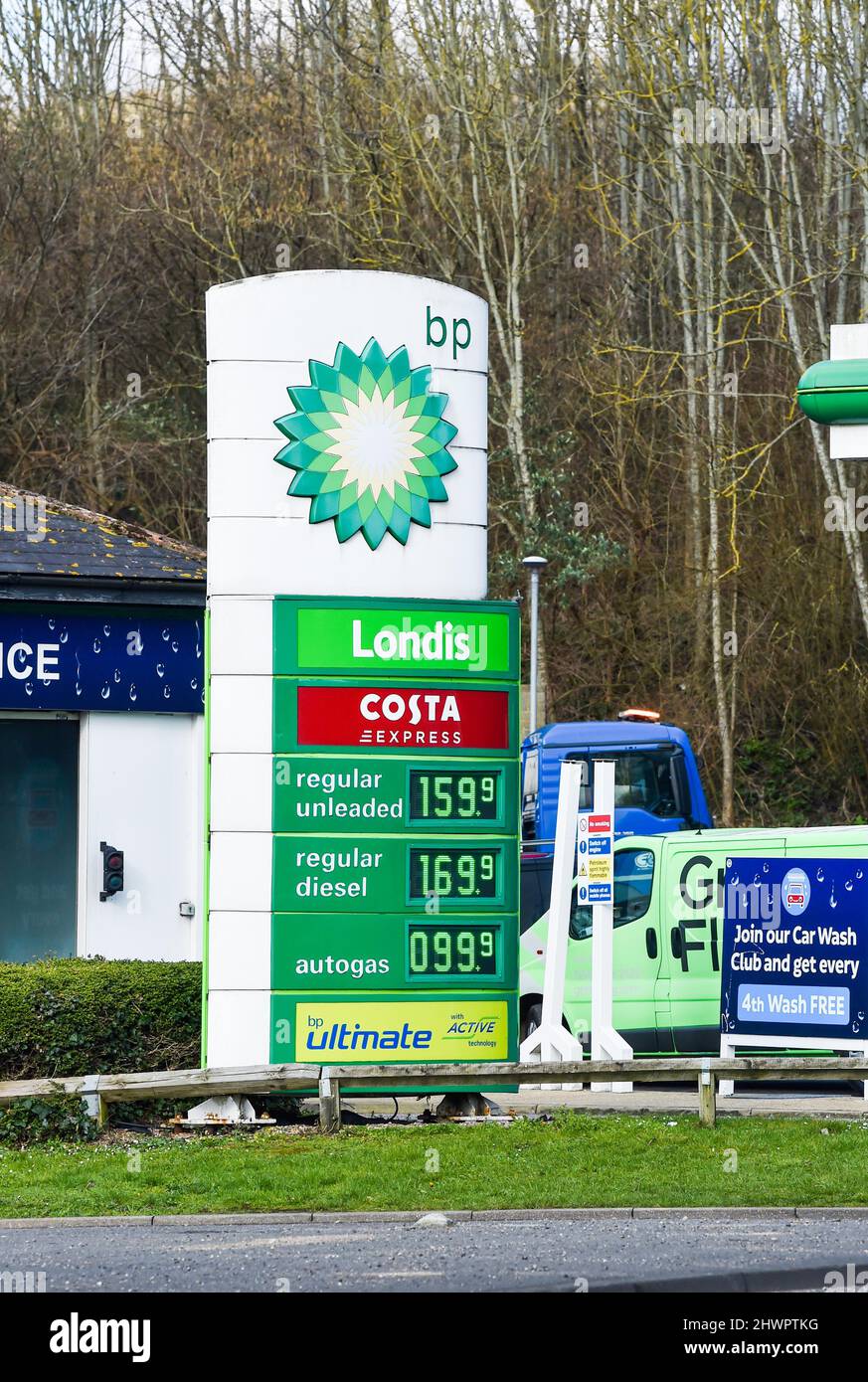 Uk economy inflation cost of living gas energy prices hi-res stock ...