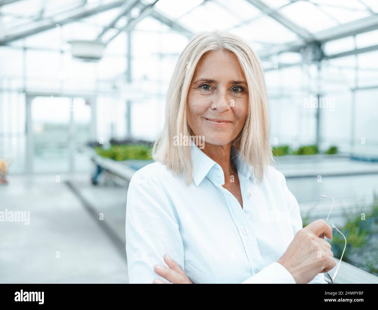Biologist plant hi-res stock photography and images - Alamy