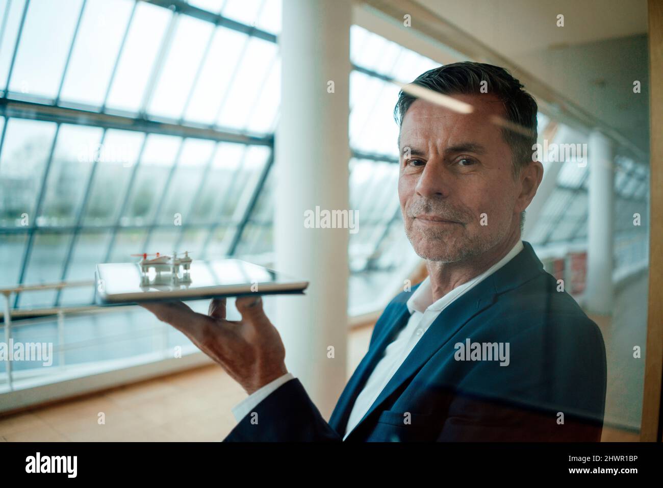 See through model hi-res stock photography and images - Alamy