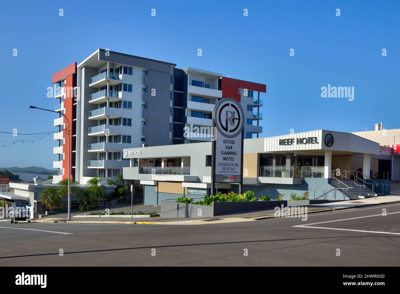 Reef Hotel Gladstone Queensland Australia Stock Photo - Alamy