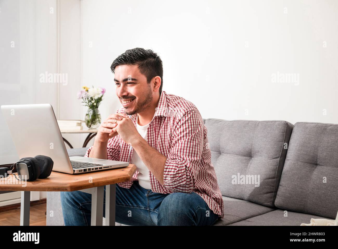 Male freelancer attending video hi-res stock photography and images - Alamy