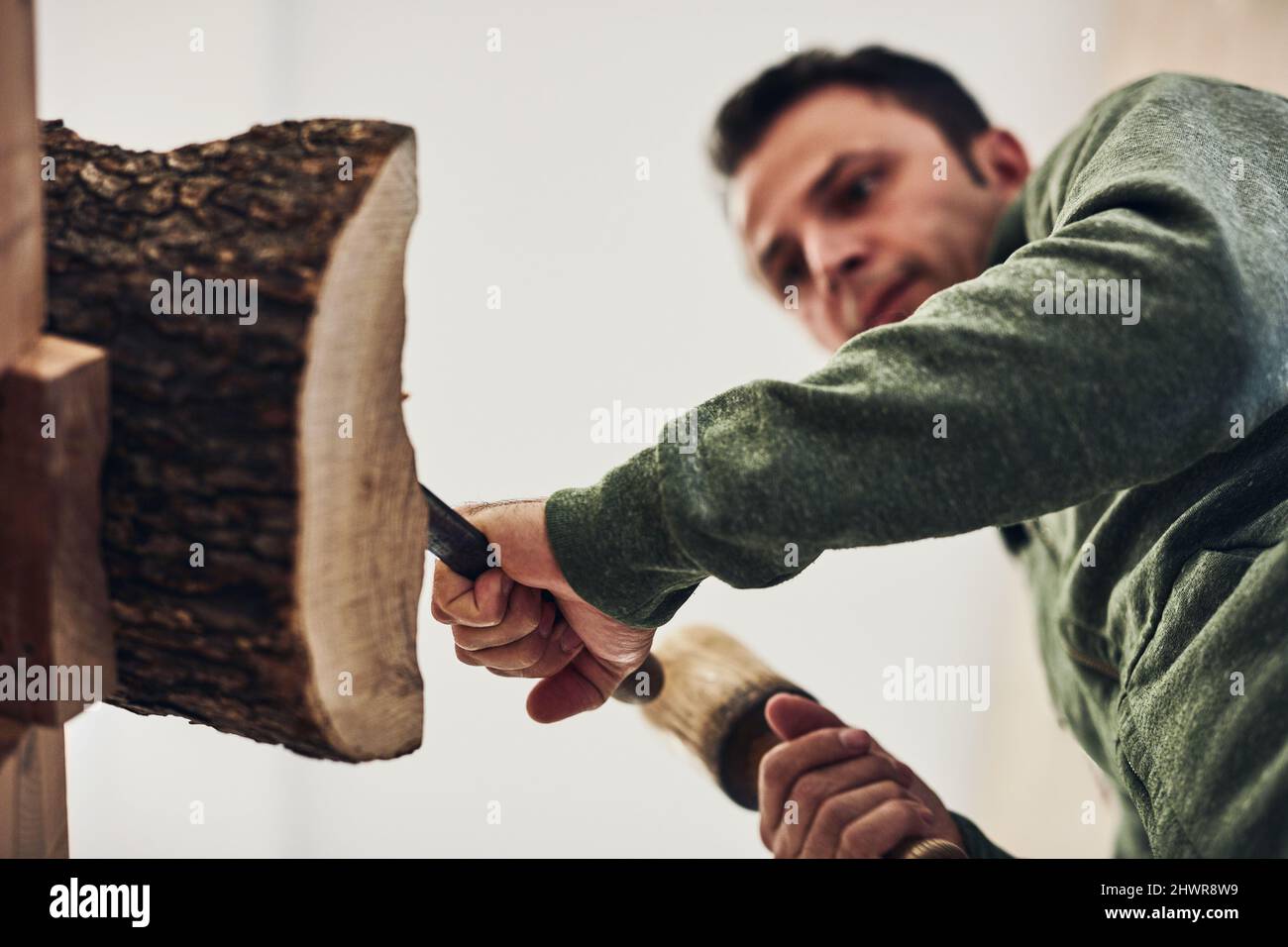 Working something out man hi-res stock photography and images - Alamy