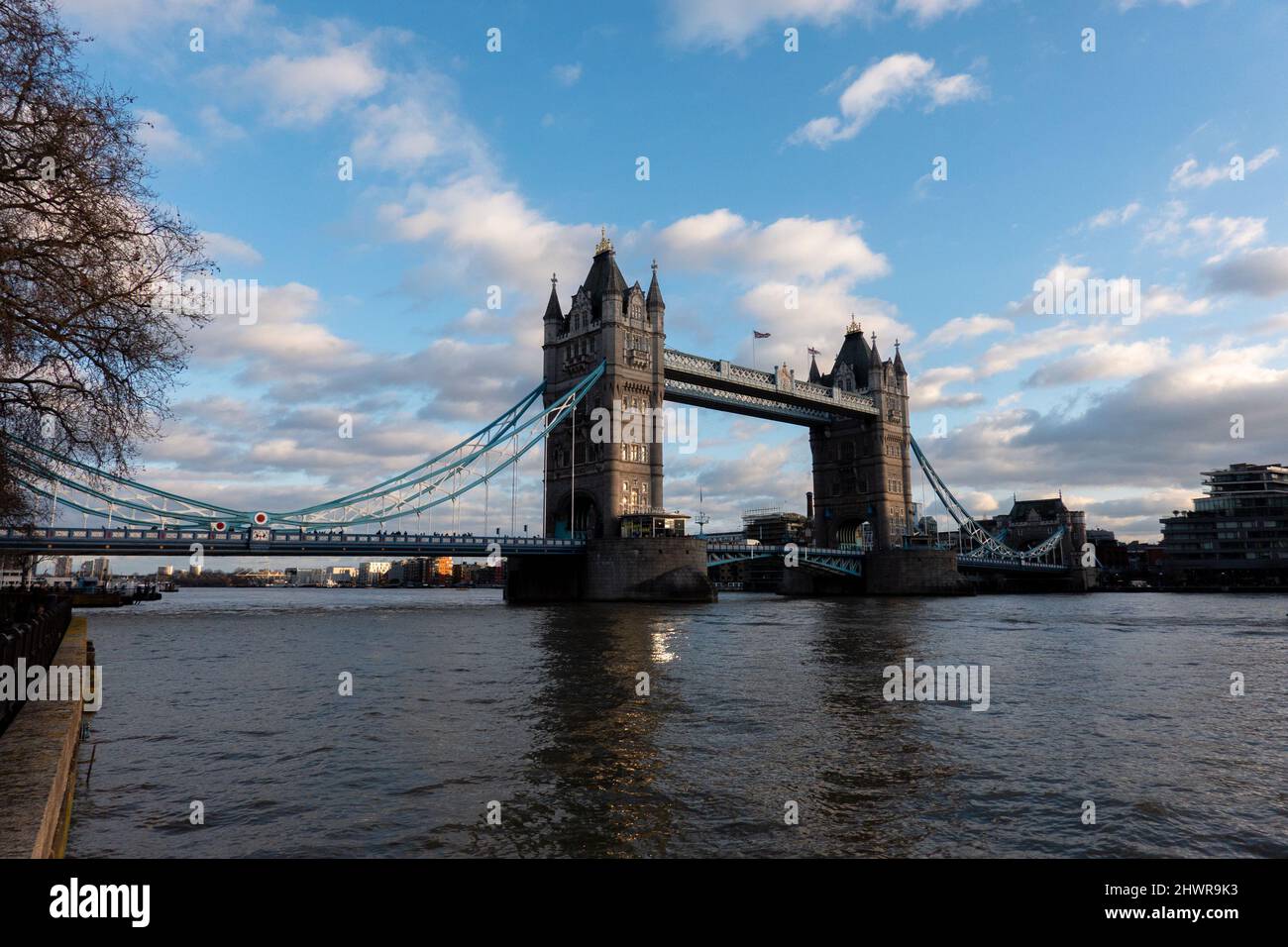 Tower Bridge Dusk Stock Photo - Alamy