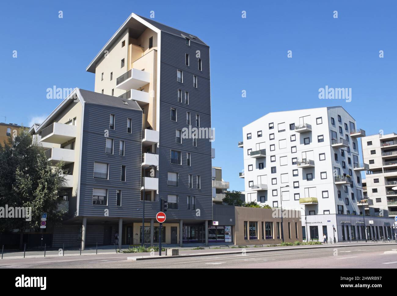 Formerly run down bacalan chartrons quartiers hi-res stock photography ...