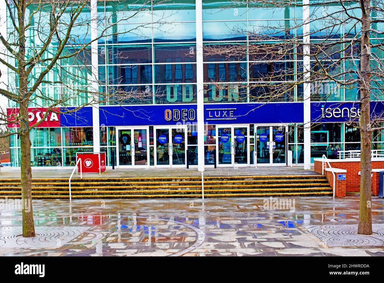 Costa Coffee and Odeon Luxe, Exchange, Aylesbury, Buckinghamshire ...