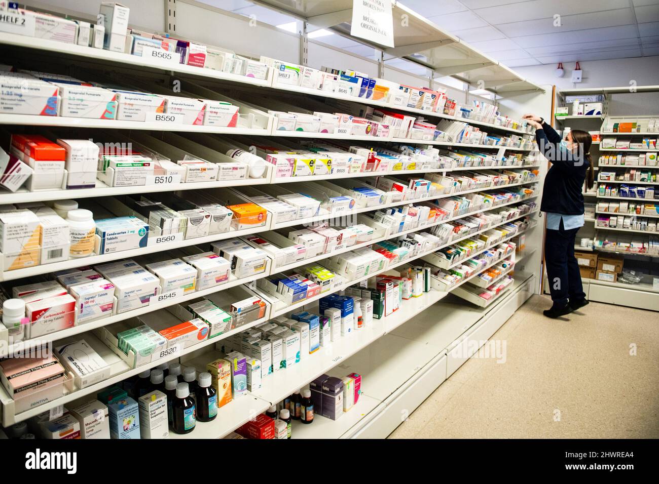 Pharmacy shelves uk hi-res stock photography and images - Alamy