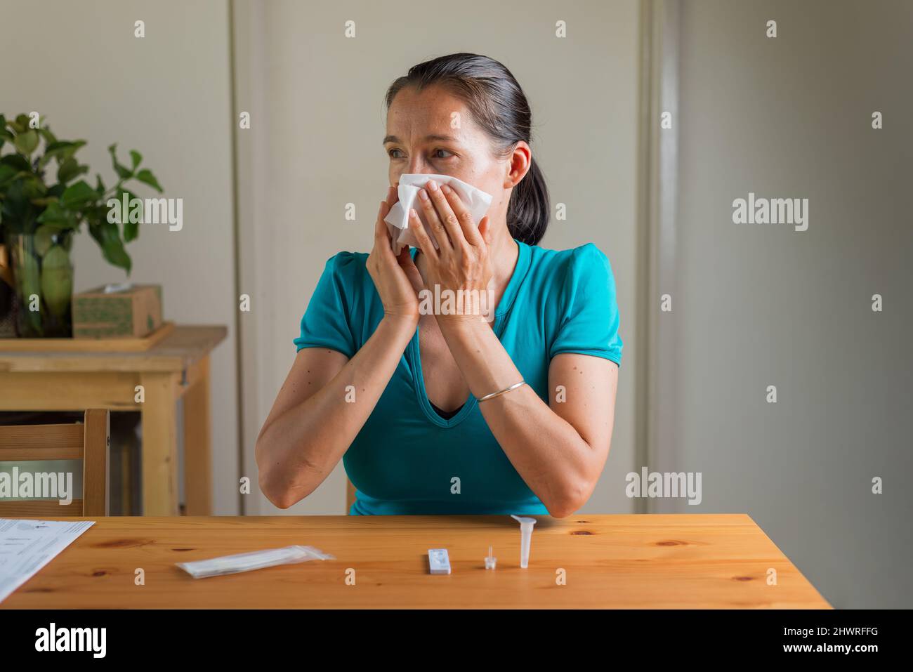 Positive rat test hi-res stock photography and images - Alamy