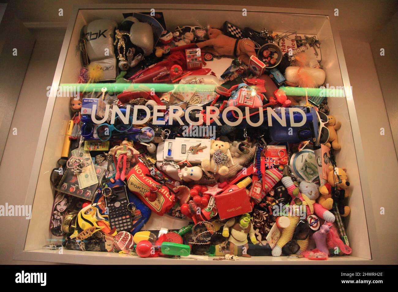 Lost and found hi-res stock photography and images - Alamy