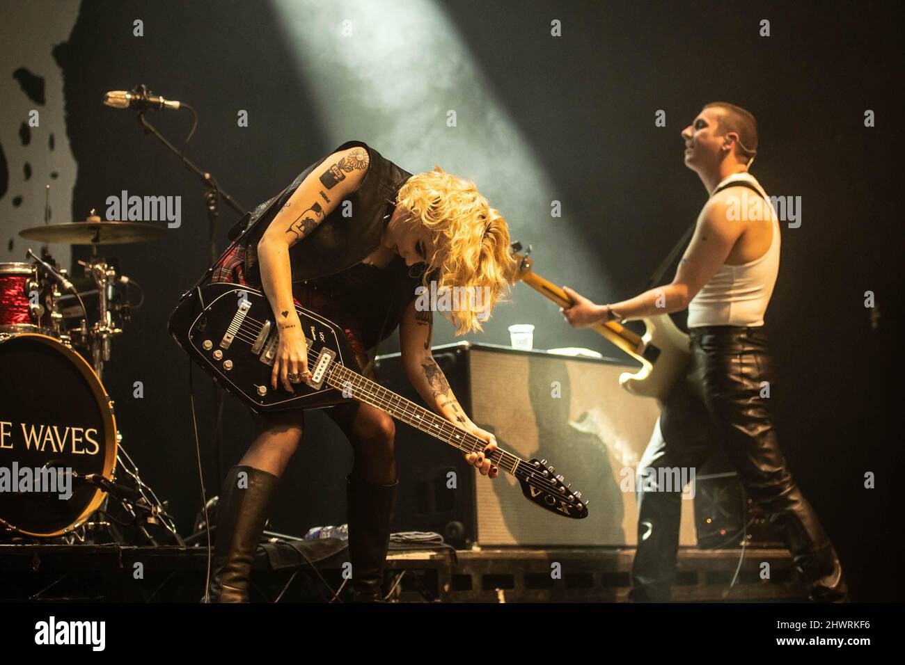 Hugo silvani band pale waves hi-res stock photography and images - Alamy