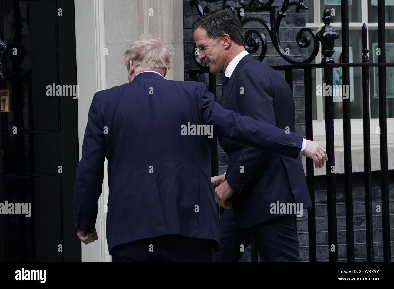 (left to right) Prime Minister Boris Johnson greets Dutch Prime ...