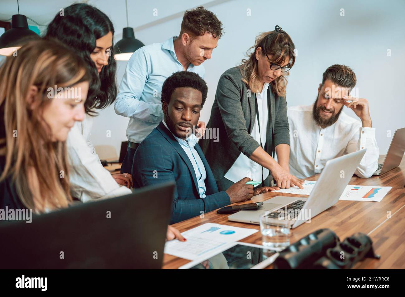 Document project hi-res stock photography and images - Alamy