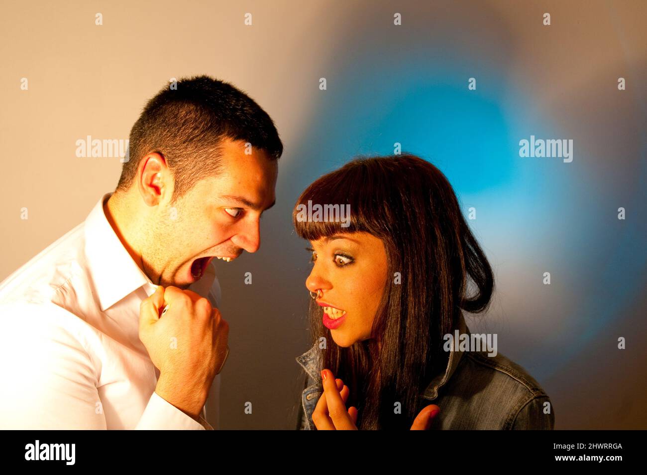Human relations: young couple having an argument Stock Photo - Alamy