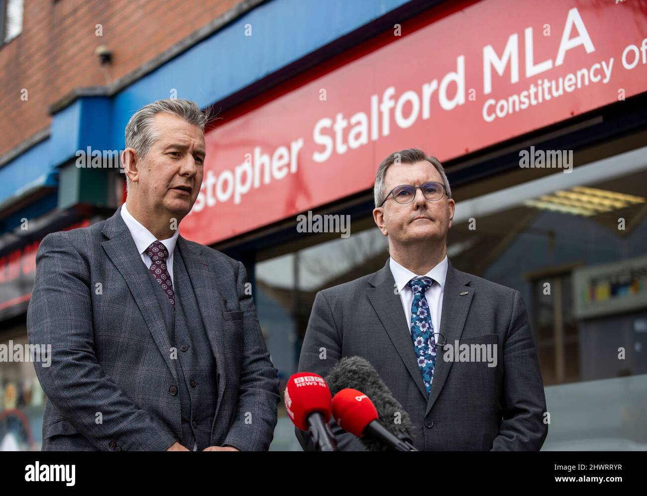 Jeffrey donaldson edwin poots hi-res stock photography and images - Alamy