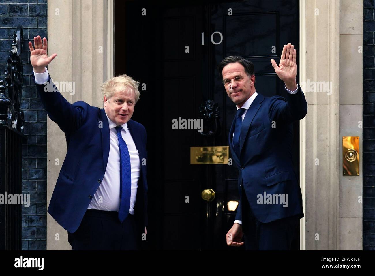 Prime Minister Boris Johnson (left) and Dutch Prime Minister Mark Rutte ...