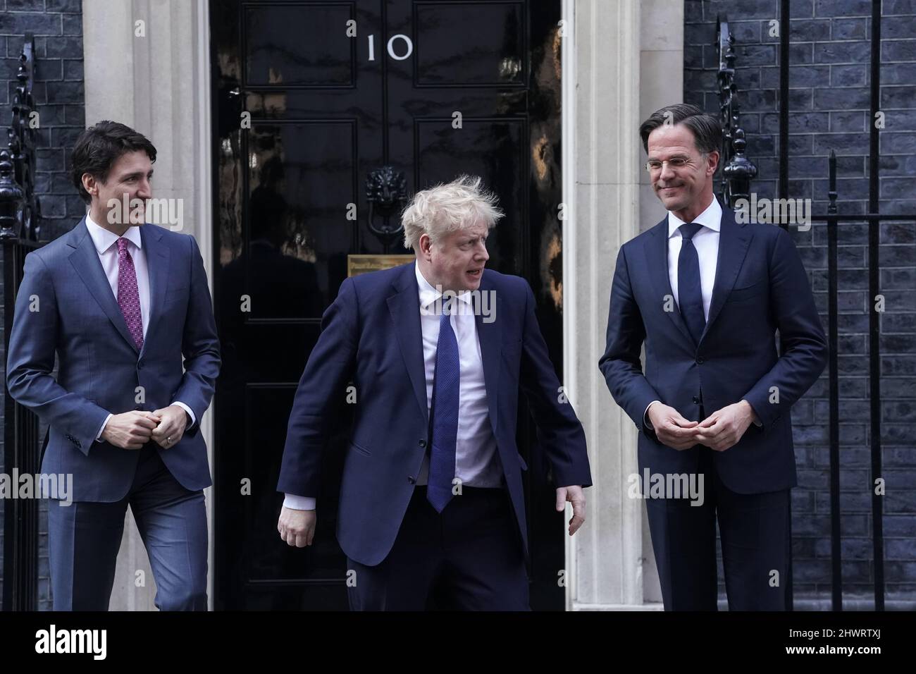 (left to right) Canadian Prime Minister Justin Trudeau, Prime Minister ...