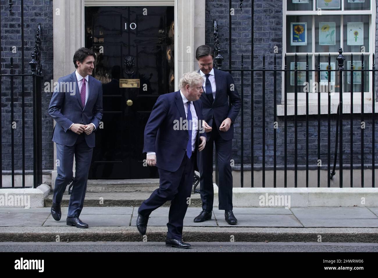 (left to right) Canadian Prime Minister Justin Trudeau, Prime Minister ...