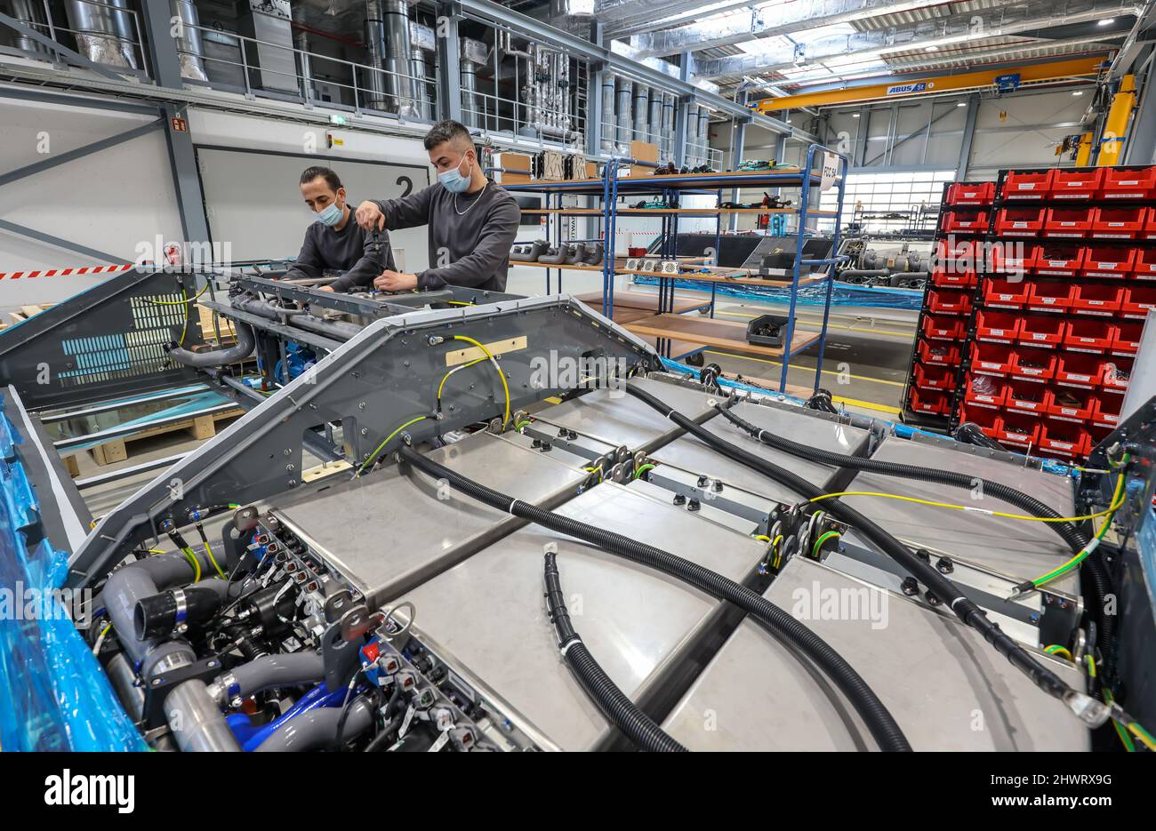 Structural installation train hi-res stock photography and images - Alamy