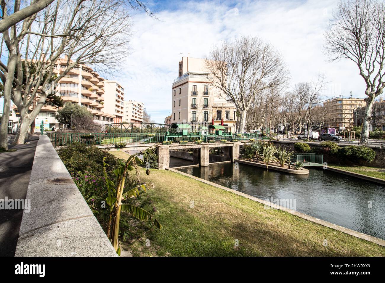 Les rives de la Bassa à Perpignan Stock Photo - Alamy