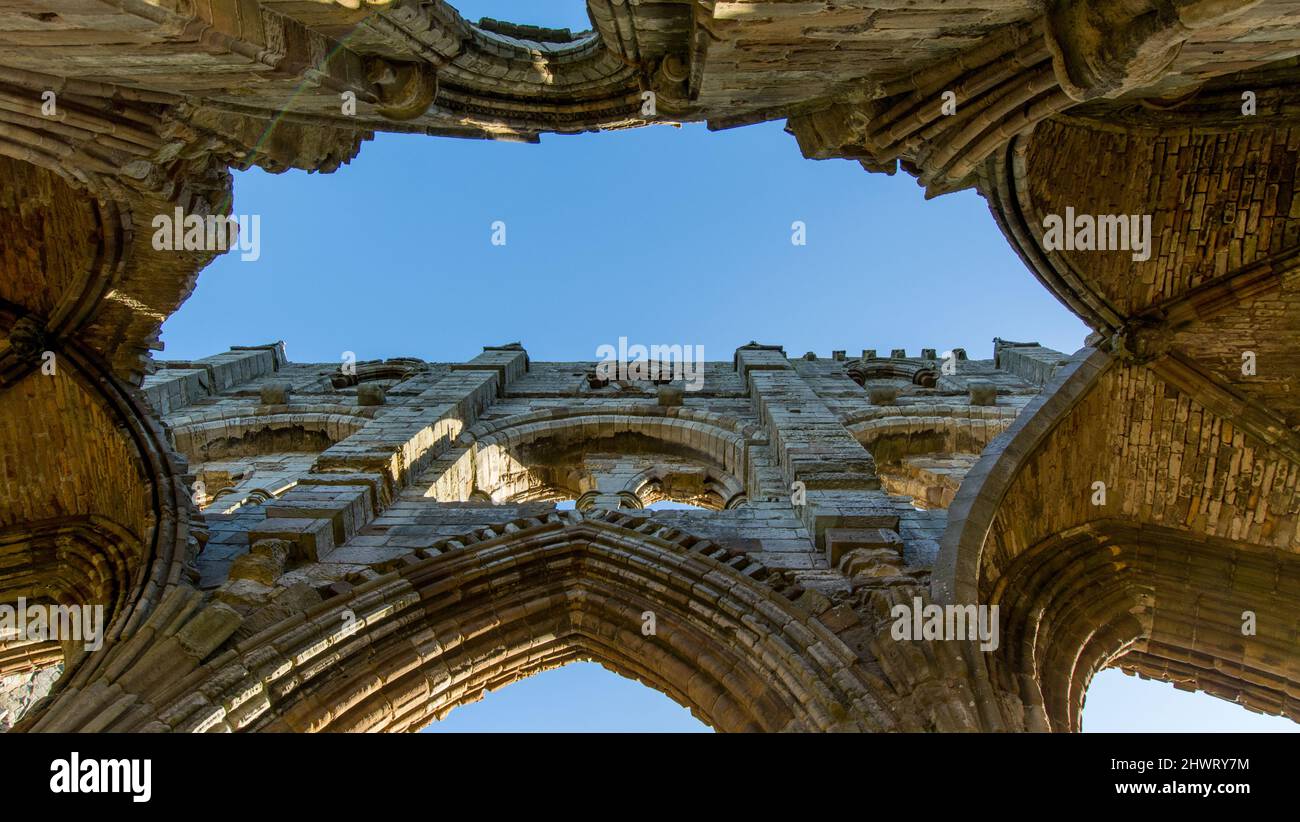Whitby abbey in the sunshine hi-res stock photography and images - Alamy
