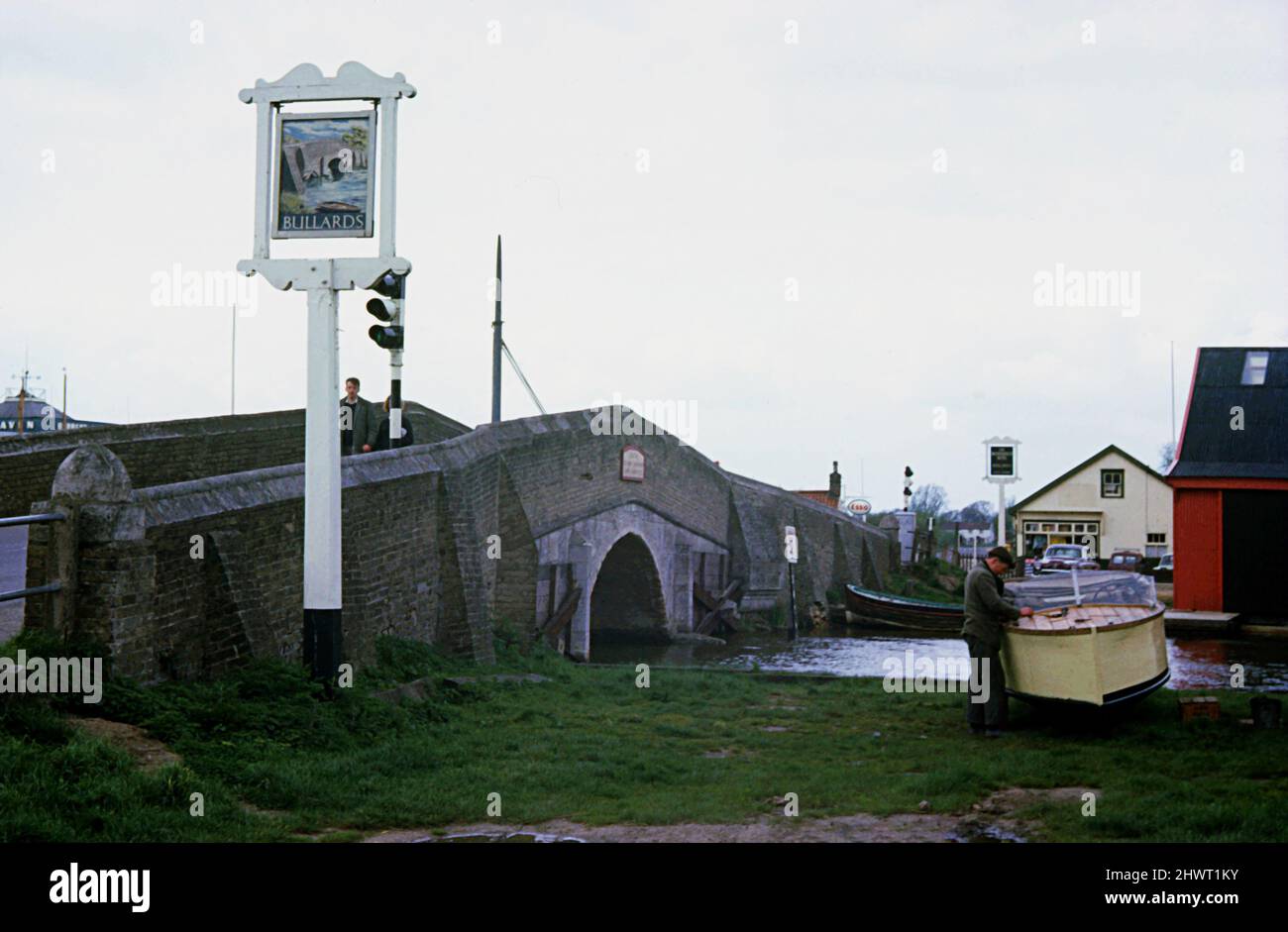 The medieval bridge over the river Thurne at Potter Heigham, Norfolk ...