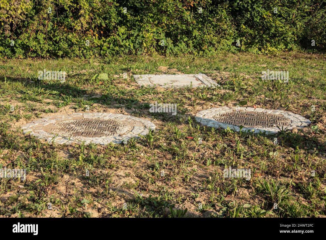 Sewer access holes hi-res stock photography and images - Alamy