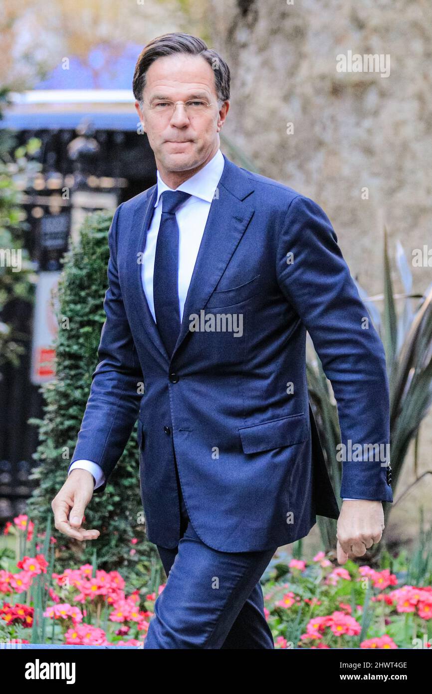 Prime ministers most iconic looks hi-res stock photography and images ...