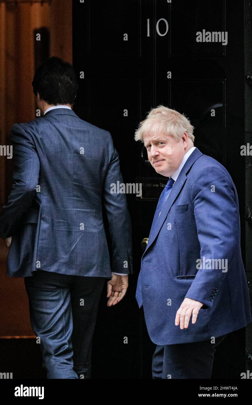London, UK. 07th Mar, 2022. Justin Trudeau arrives and is welcomed by ...