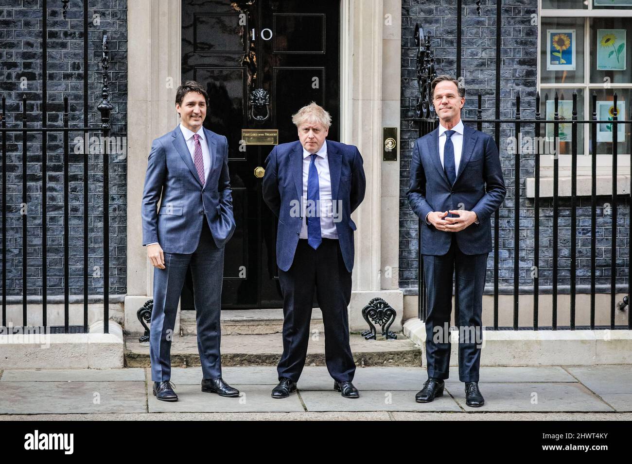 Canadian prime ministers together hi-res stock photography and images ...