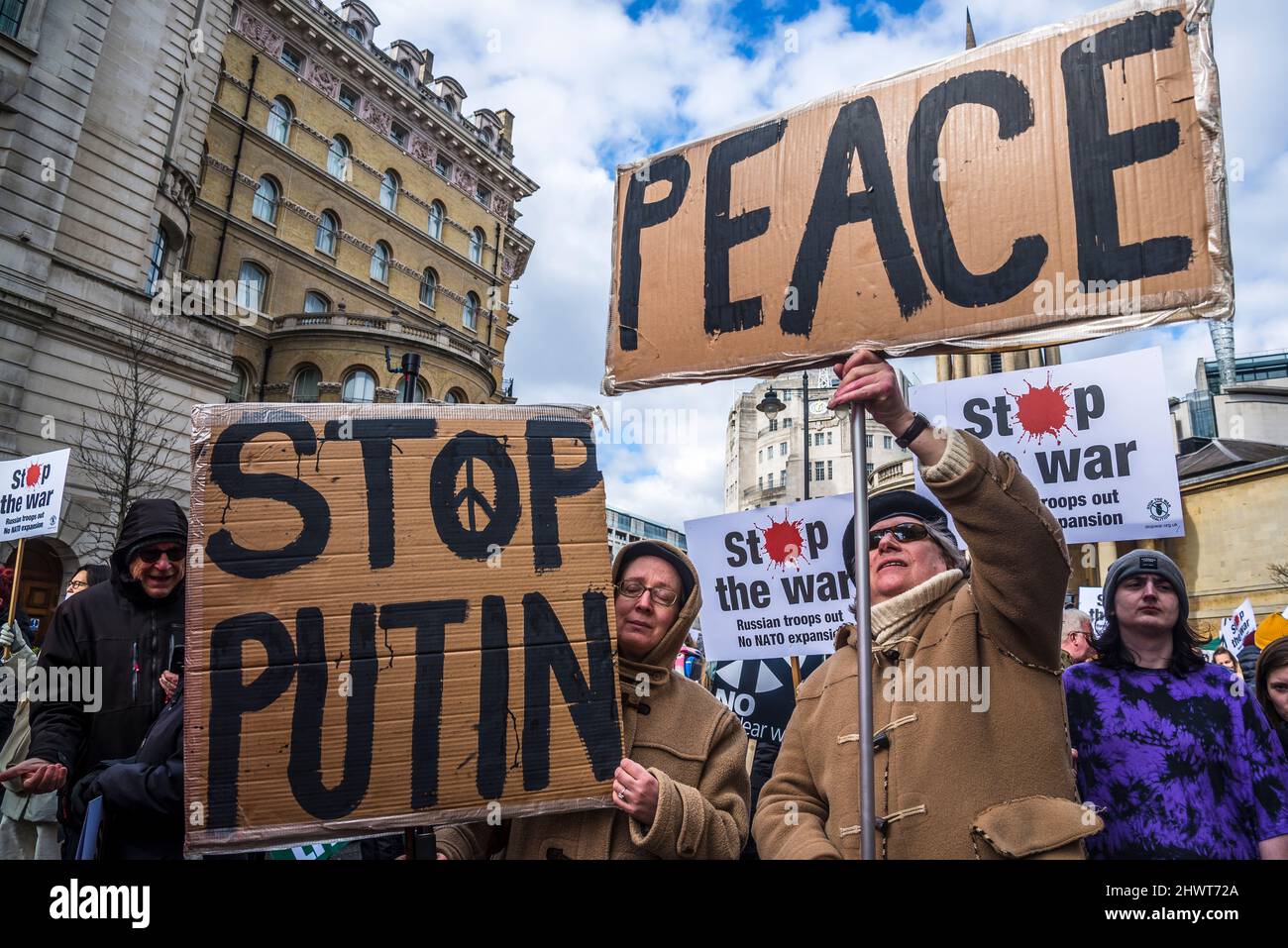 Stop putin stop the war hi-res stock photography and images - Alamy