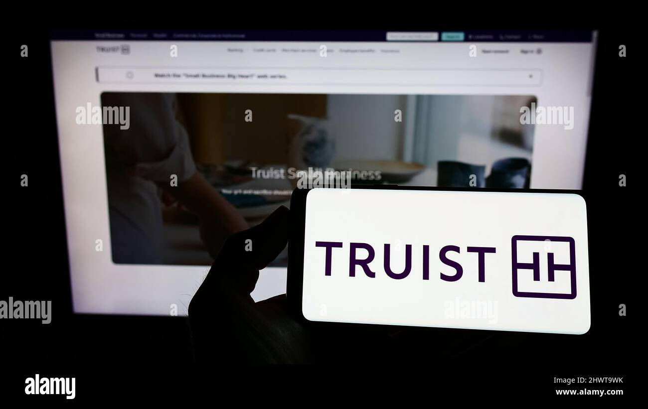 Truist bank logo hi-res stock photography and images - Alamy