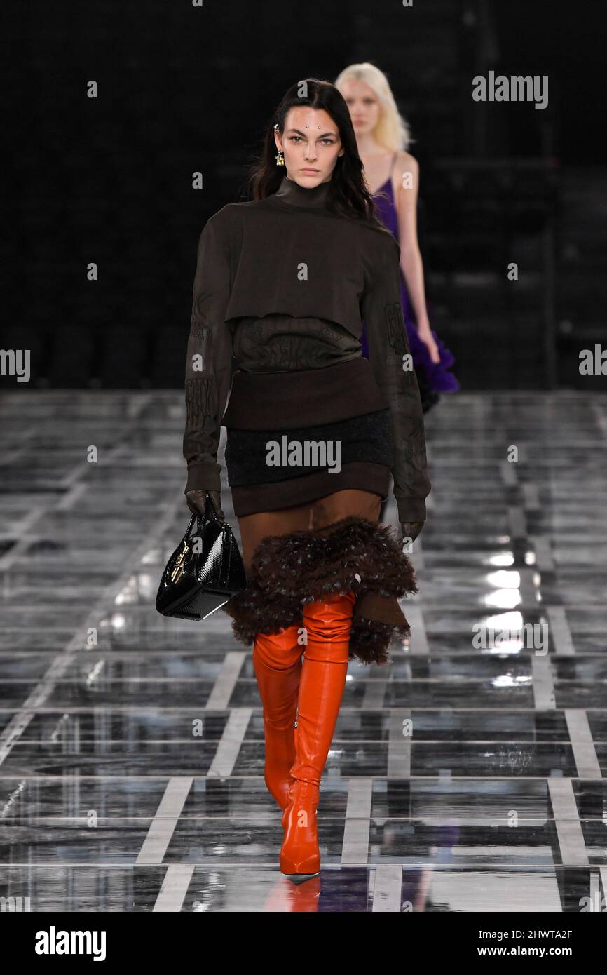 Givenchy Pre Fall 2022