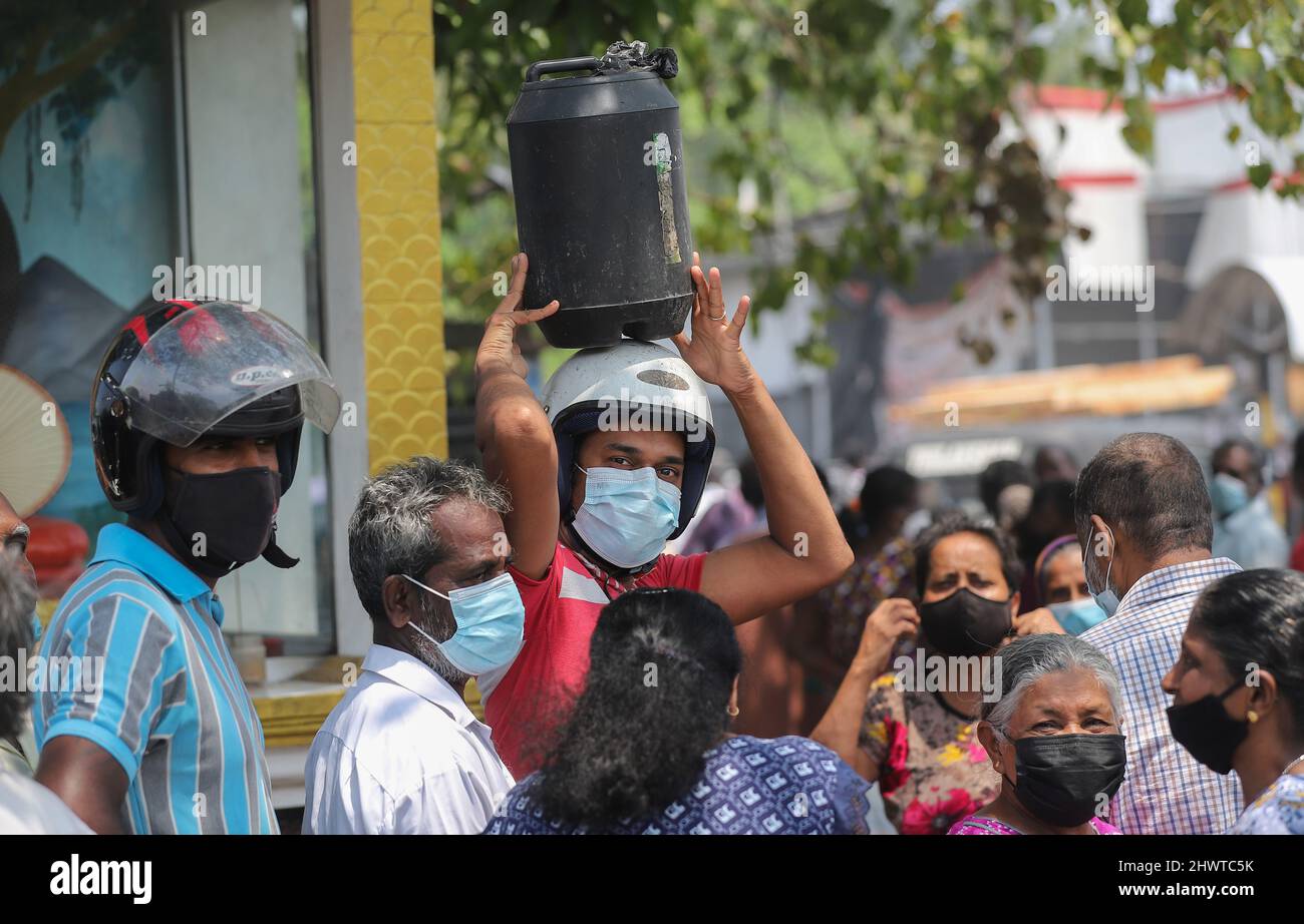 March 7, 2022, colombo, western, Sri Lanka: People stand in a queue to ...