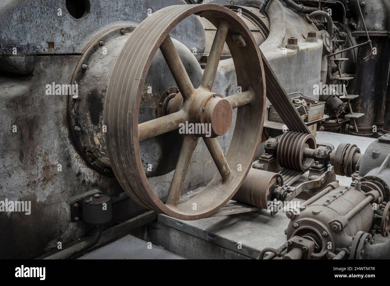 Detail of a historic stationary steam engine Stock Photo - Alamy