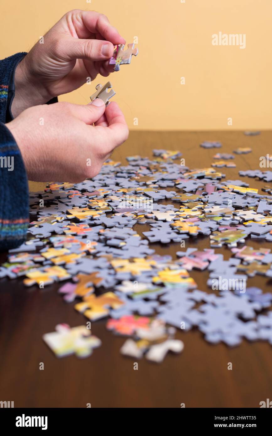 Solve puzzle hi-res stock photography and images - Alamy