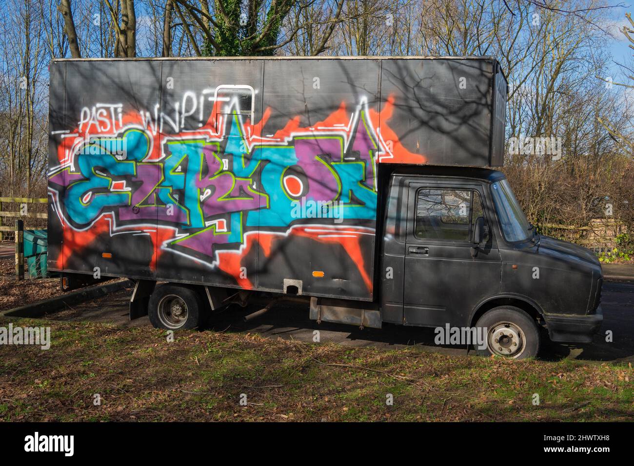 Graffiti, van, Banksy, spray-paint, colourful, satirical, tag, spray ...