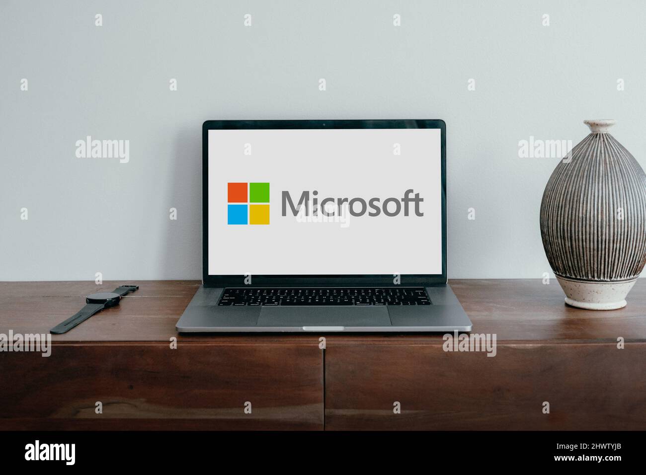 Microsoft logo on computer screen Stock Photo - Alamy