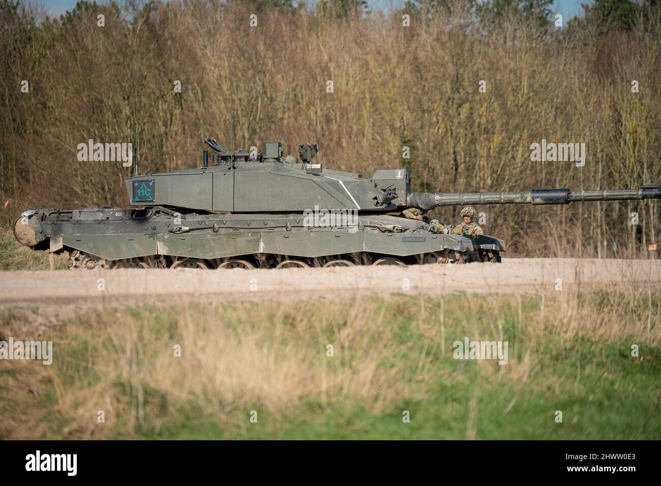 British army FV4034 Challenger 2 main battle tank in action on a ...