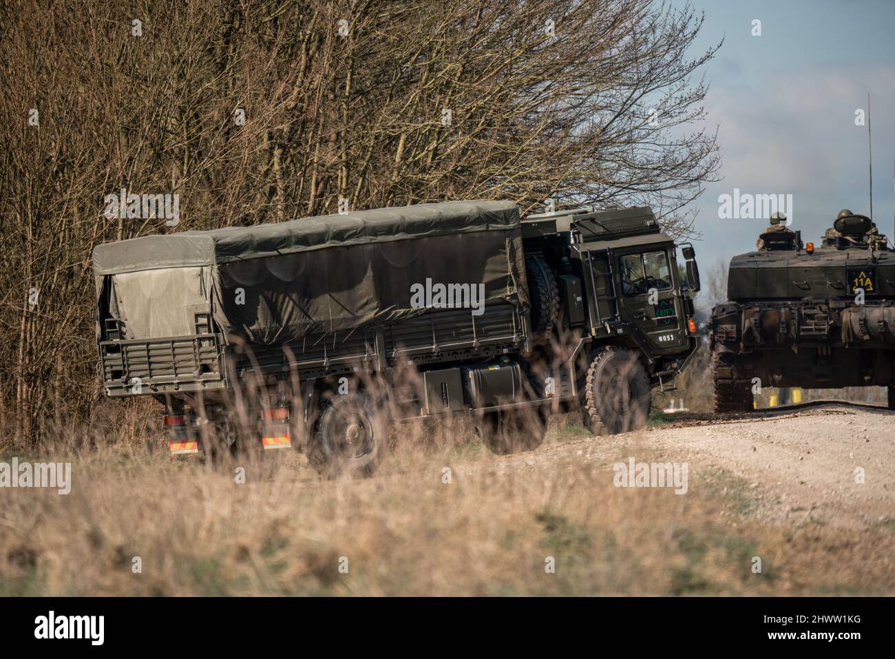 British army FV4034 Challenger 2 main battle tank and MAN SV 4x4 army ...