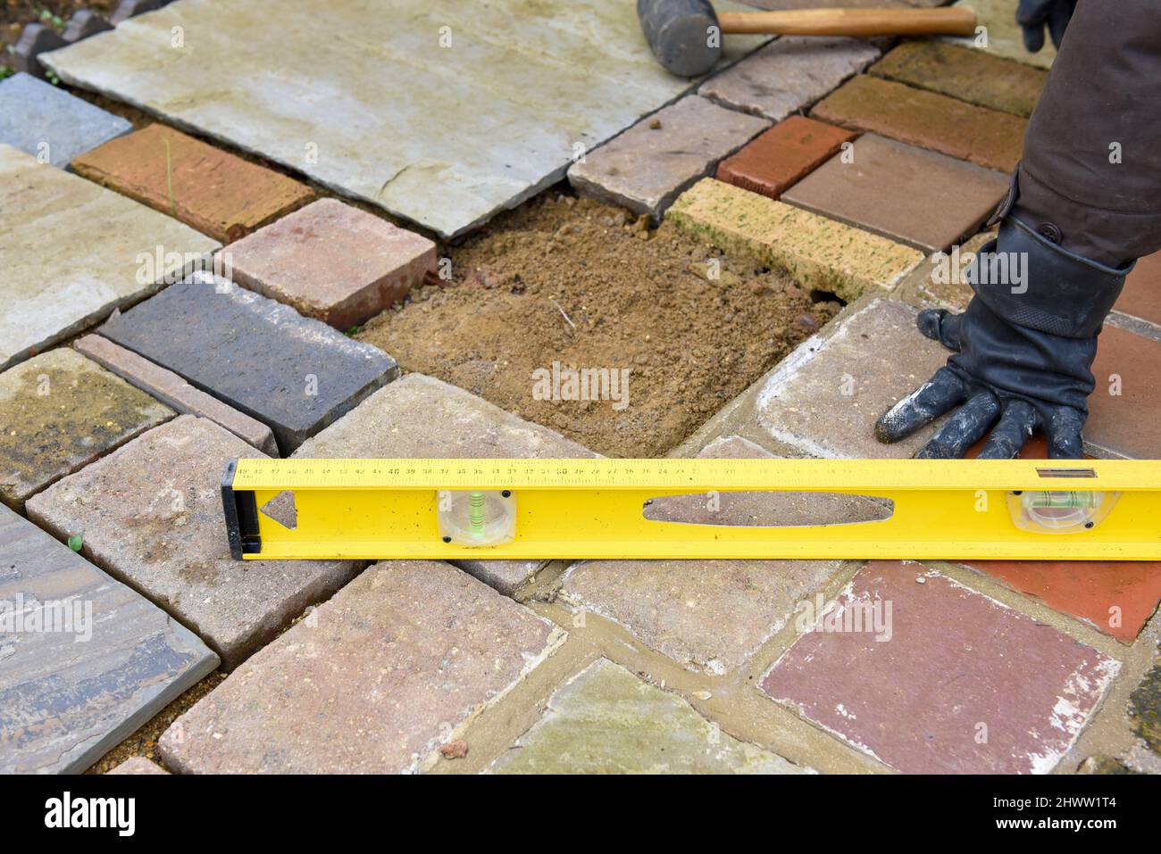Bricklaying tools hi-res stock photography and images - Alamy