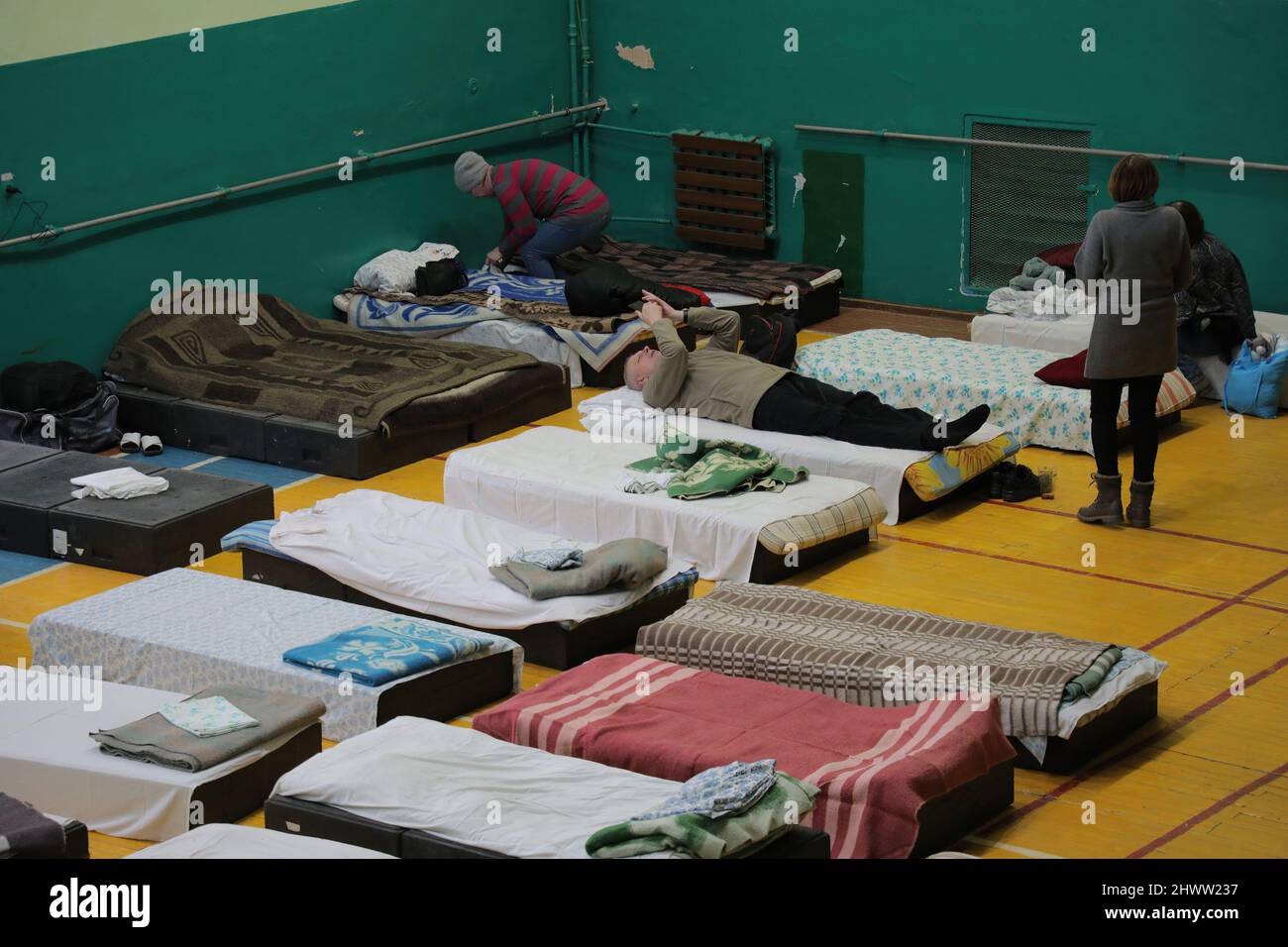 Refugee beds hi-res stock photography and images - Alamy