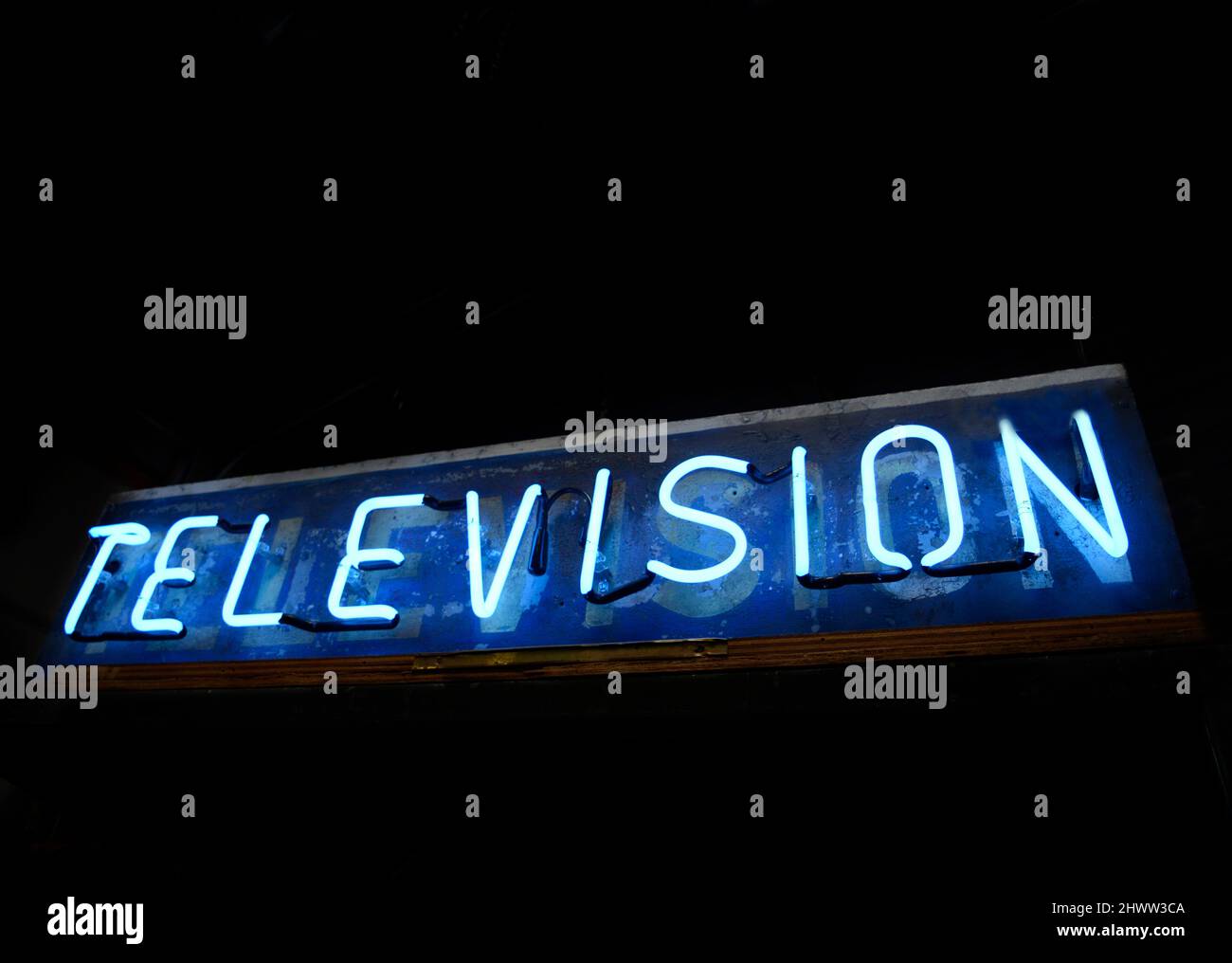 Antique tv 1960s hi-res stock photography and images - Alamy