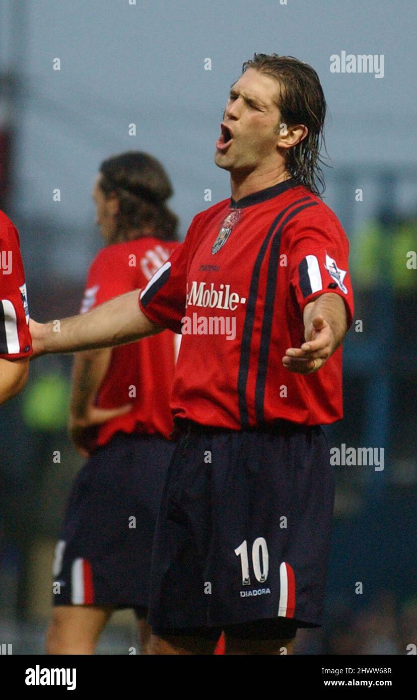 Andy johnson of wba hi-res stock photography and images - Alamy